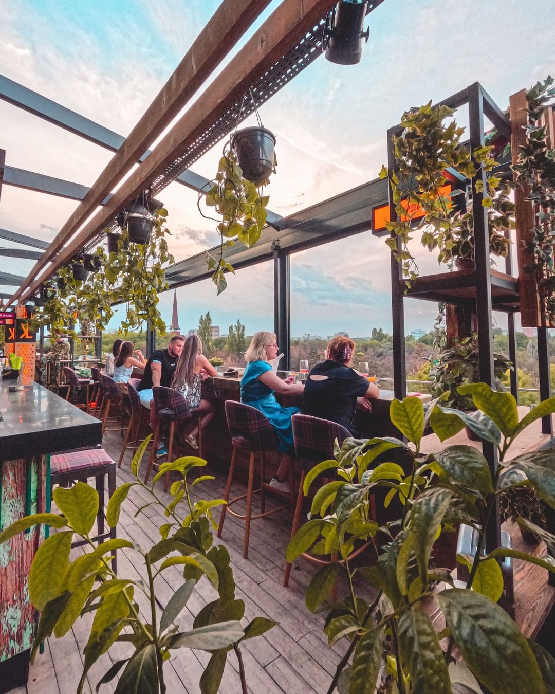 Bucharest's best rooftops: Bars, pubs & clubs with a view - Framey