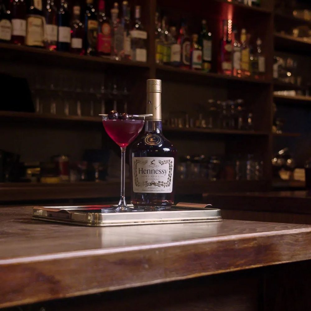 20 Best Frankfurt Bars for a Great Night Out - Framey