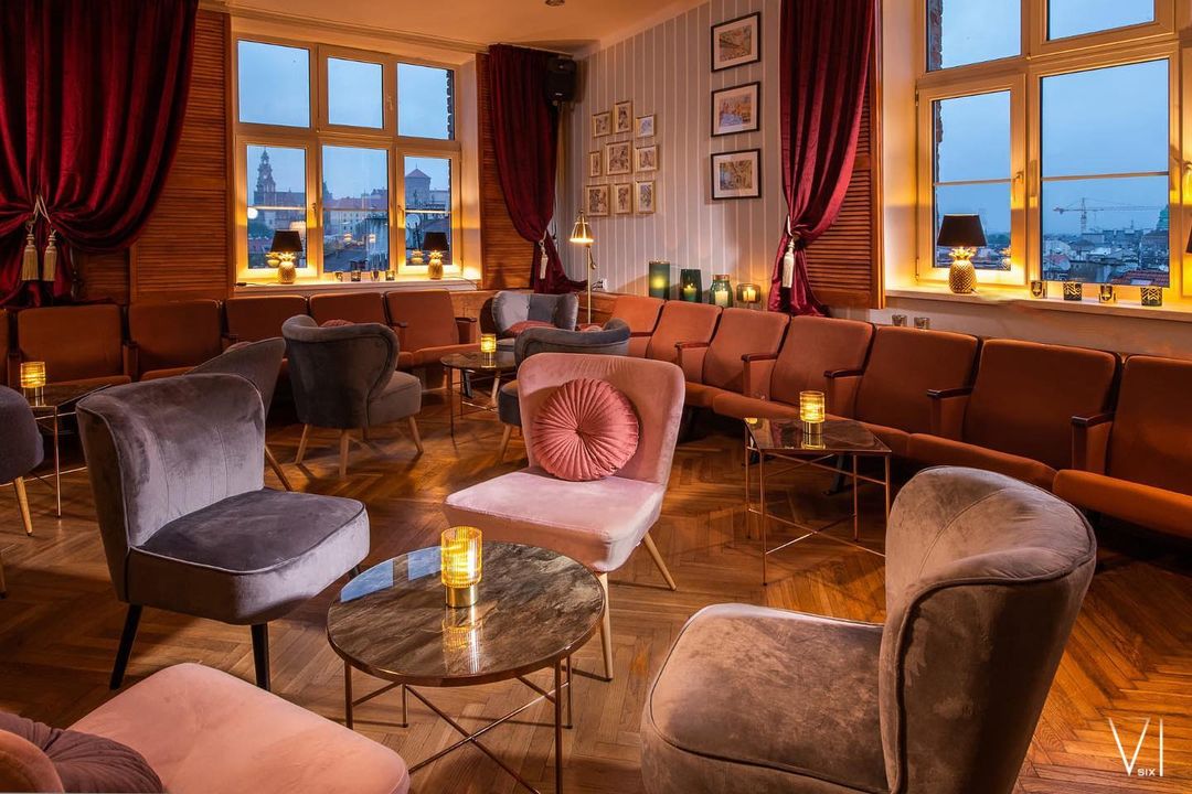 20 Nice Bars & Pubs in Kraków, Poland - Framey