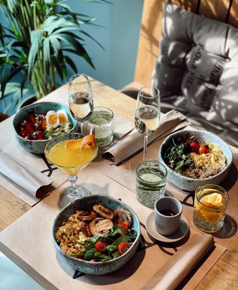 Bucharest Food Tour: 30 Best Spots to Eat Like a Local - Framey