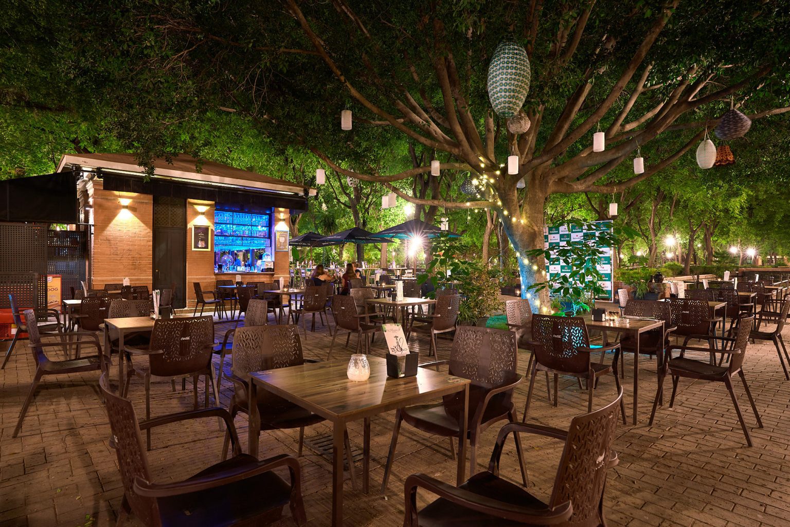 20 Best Bars in Seville that You Have to Visit - Framey