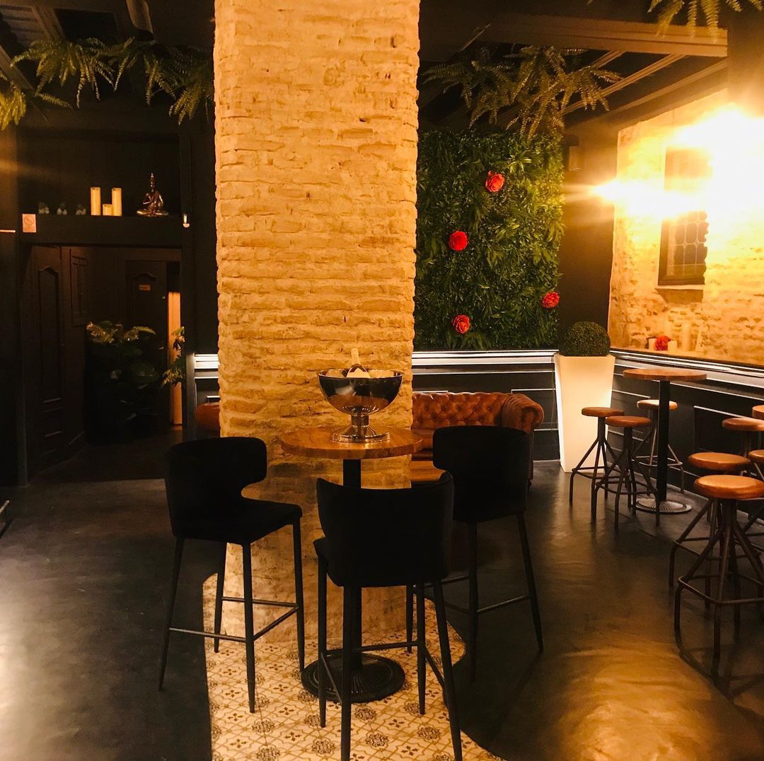 20 Best Bars in Seville that You Have to Visit - Framey