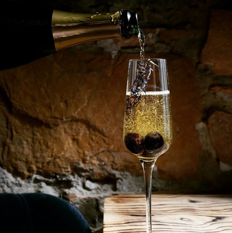 25 of the Best Bars in Lyon, France: A Local Guide to the City's ...