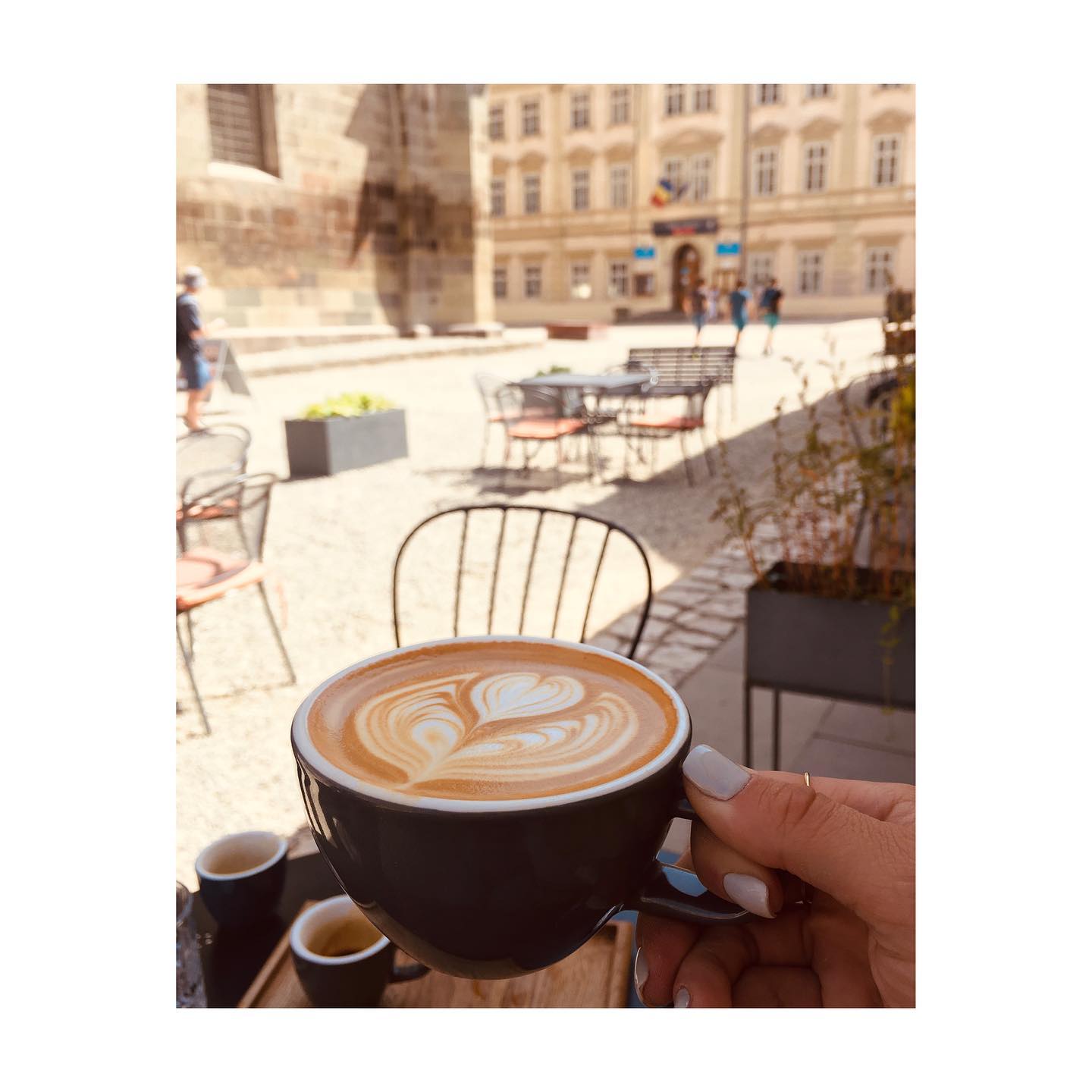 20 Best Cafes in Brașov with Nice Coffee & Ambience - Framey