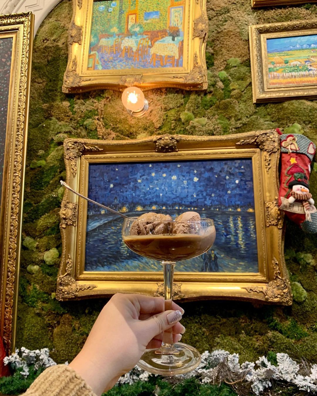 Top 15 Best Book Cafes Around the Word: A Comprehensive Guide - Framey