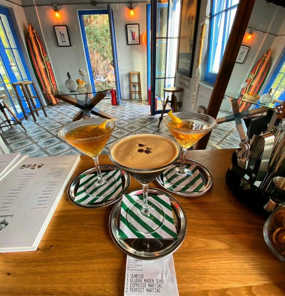 Top 20 Cafes in Istanbul That You Need to Try - Framey