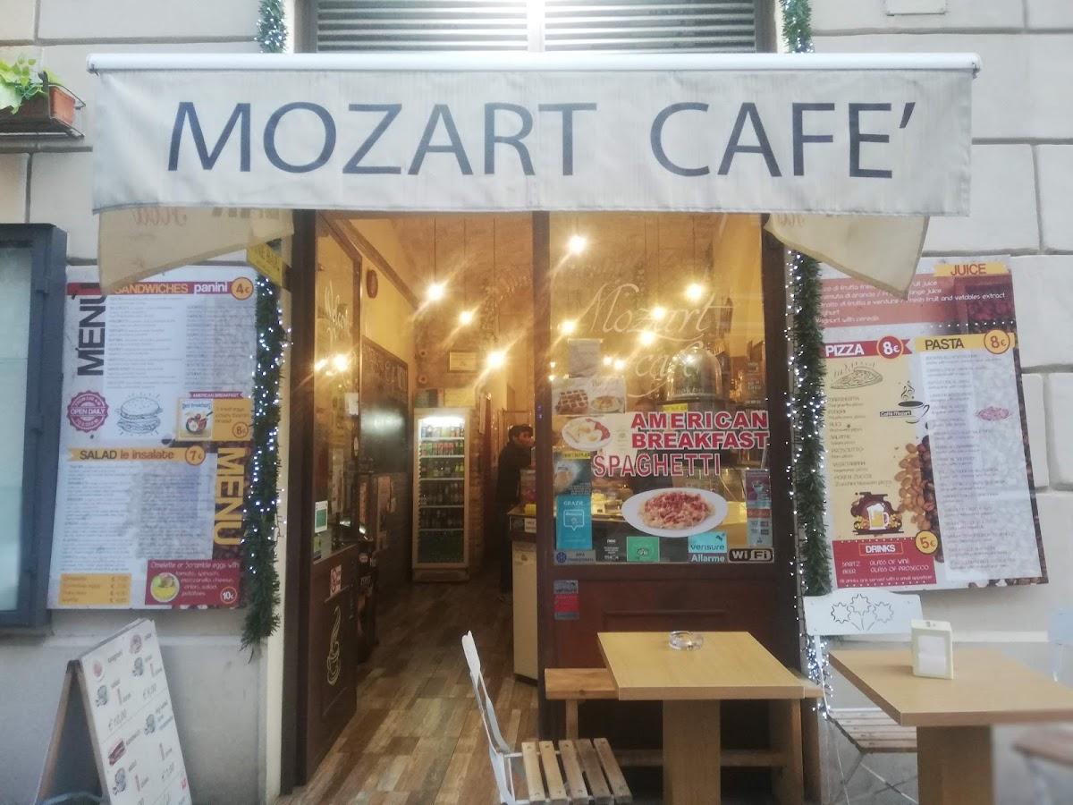 Top 10 Best Pet-Friendly Cafés and Restaurants in Rome - Framey