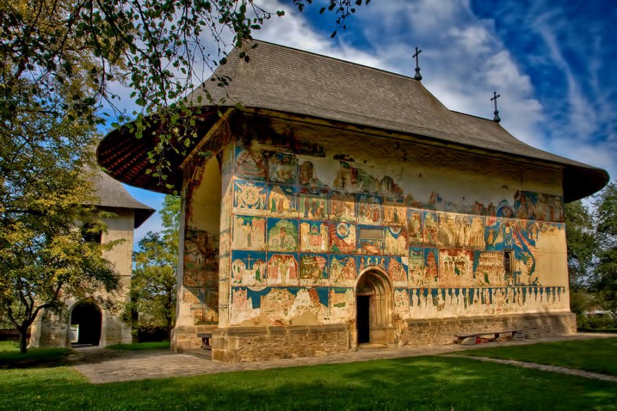15 Most Beautiful Monasteries In Romania You Must Visit - Framey