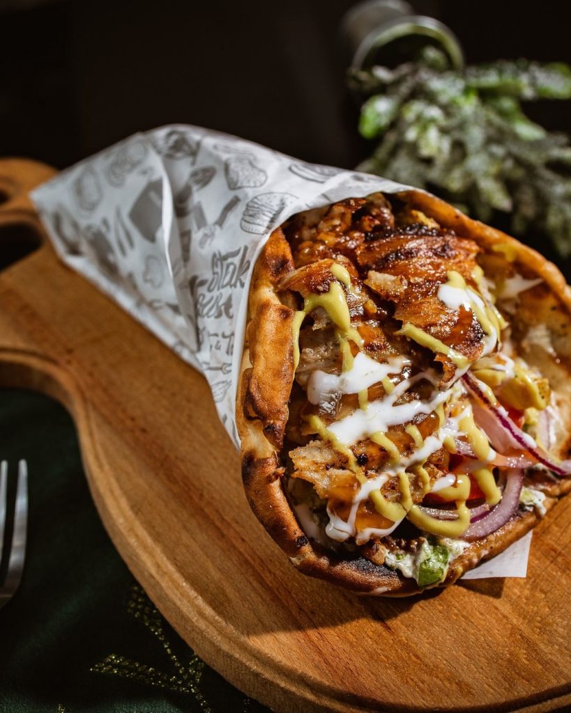 25 Traditional Greek Dishes - Unveiling the Culinary Treasures of ...