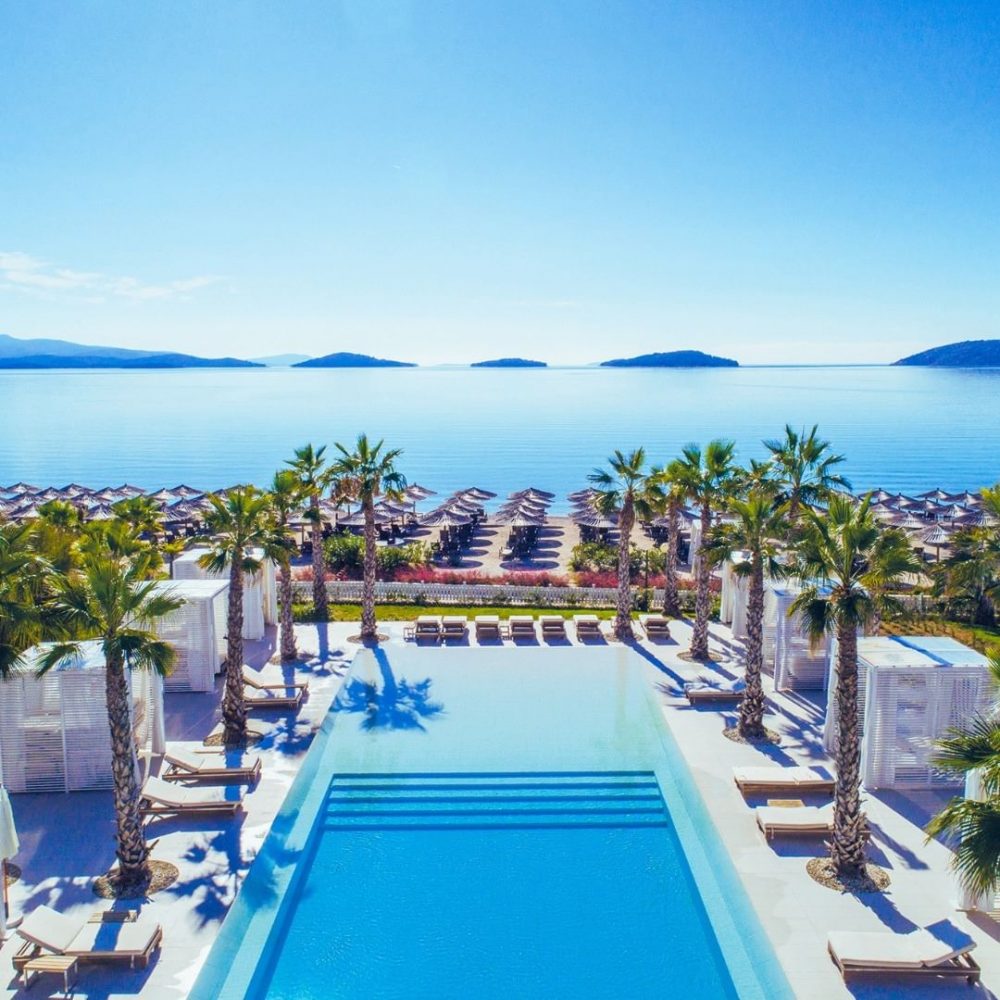 Best Infinity Pools in Europe for Couples: 10 Choices for The Ultimate ...