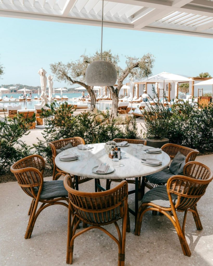 Chic Athens Riviera - Best Restaurants with a View - Framey