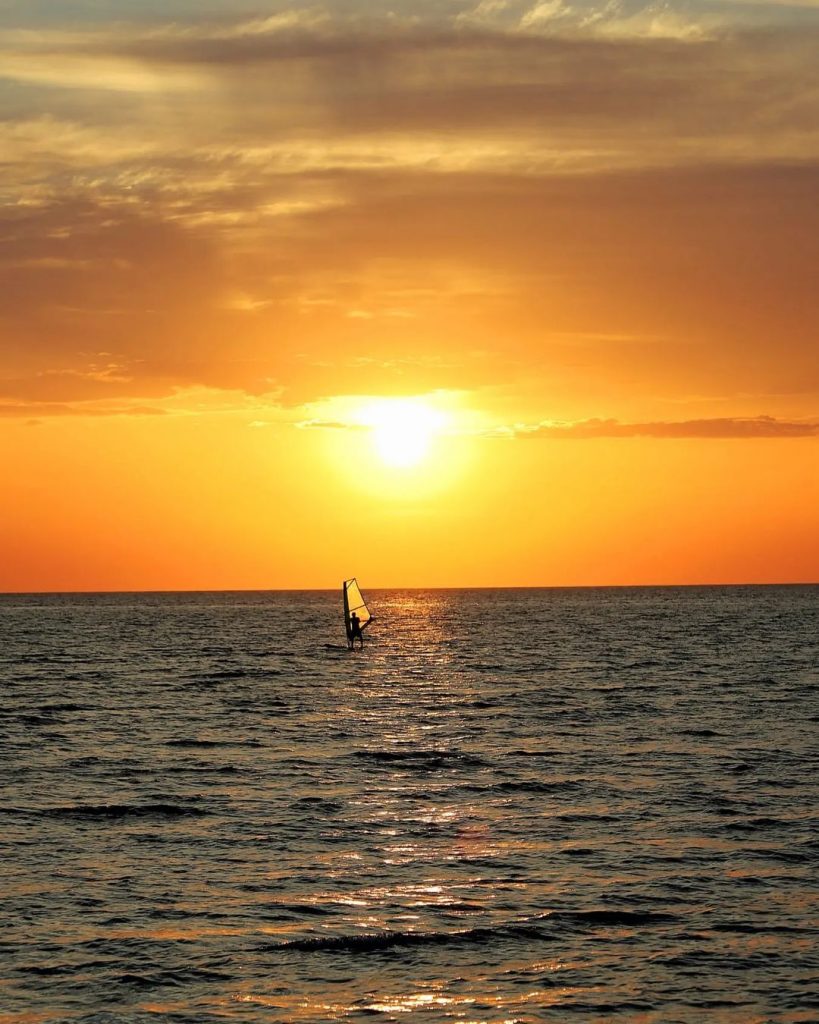 25 Famous Landmarks in Romania, from Dracula's Castle to the Danube ...